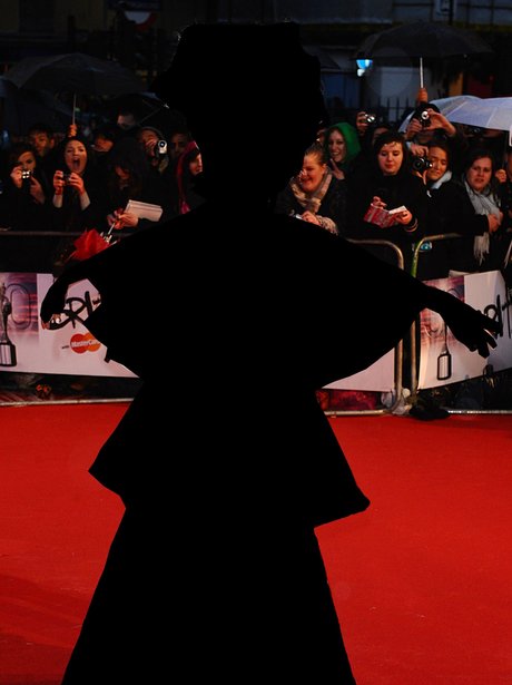 Guess The Silhouette? - Guess The Celebrity Silhouette? - Capital