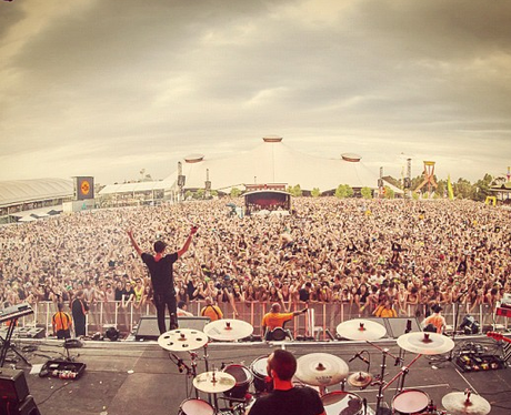 The Best View In The World! Pop Stars And Their On Stage Crowd Views ...