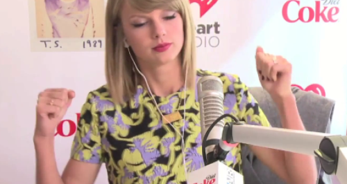 Taylor Swift Rapping And Dancing To Iggy Azalea's 'Black Widow' Is ...