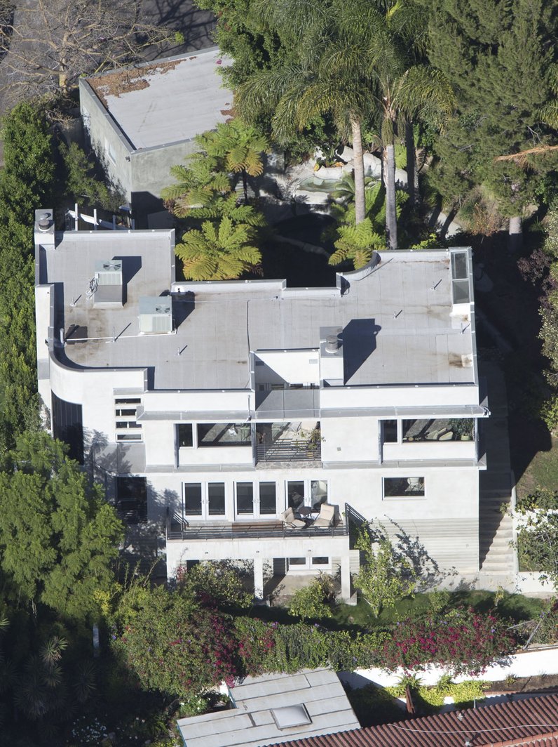 Celebrity Houses 25 Unbelievable Pop Star Homes You Wish You Lived In
